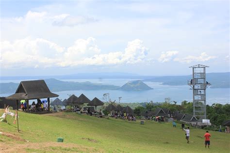 Holiday In Tagaytay City