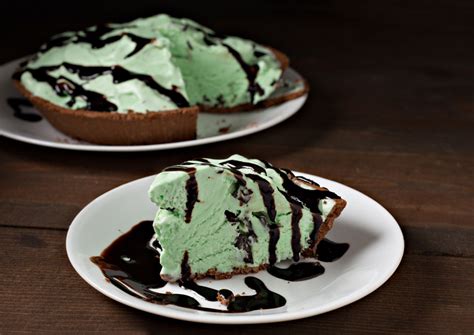 Grasshopper Ice Cream Pie Recipe From Smiths Smith Dairy