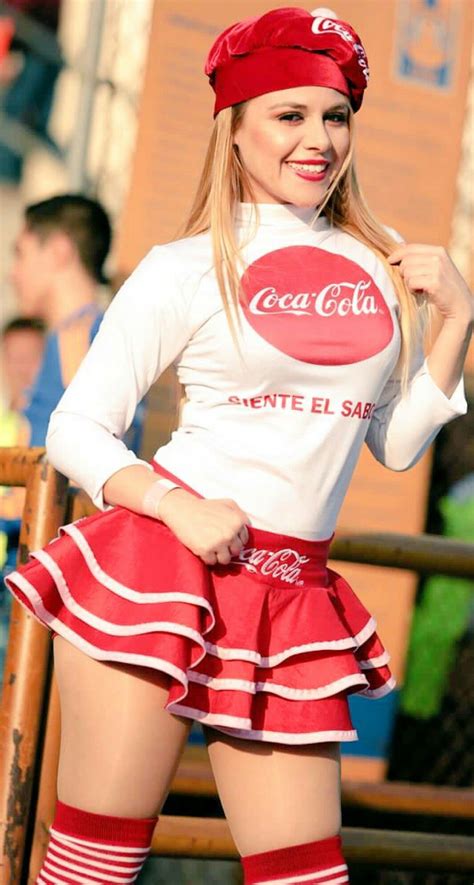 Pin De Henryd En Cheerleaders Coca Cola Cola Coco