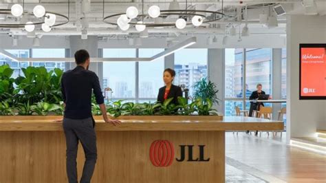 Jll Falcon Memulai Era Baru Inovasi Cre Berbasis Ai