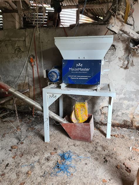 Maize Master Roller Mill With Augers Borgys Farm Stuff