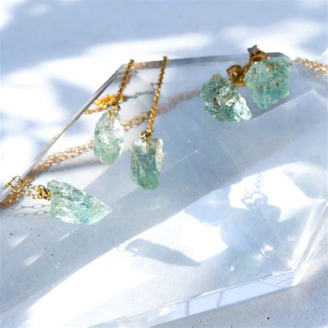 【展示品 Jr京都伊勢丹出品】グリーンアクアマリンの鉱物原石ジュエリー 天然石 アクセサリー No2900 Trozo 鉱物原石の天然石アクセサリーブランド