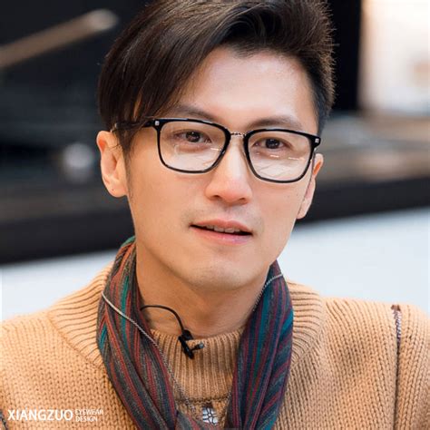 谢霆锋同款黑框眼镜男潮防蓝光抗辐射有度数近视变色方框平光眼睛虎窝淘