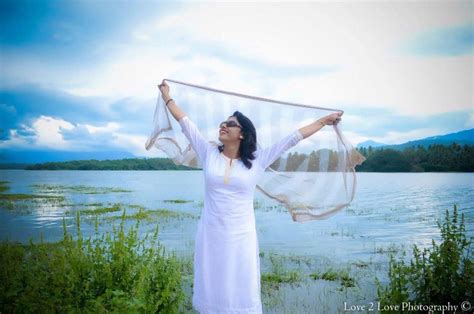 දේශාභිමානි ගී Deshabhimani Gee Sujatha Attanayake ගීත එකතුව Facebook