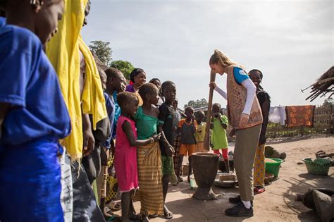 Gigi Hadid And Unicef Join Forces On A Special Project Humanitarian