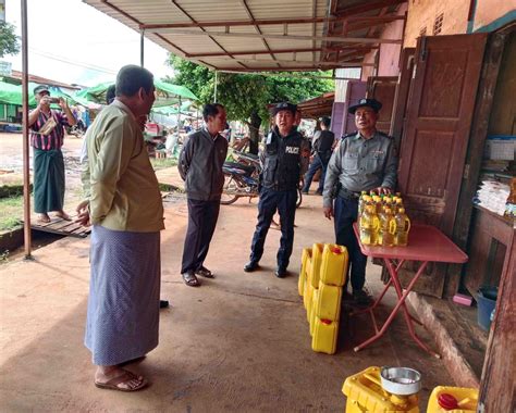 ဆီဆိုင်မြို့ပေါ်ရှိ စာအုန်းဆီရောင်းချသည့် ဈေးဆိုင်များအား သတ်မှတ်ဈေးန
