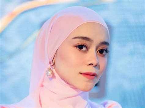 Tutorial Hijab Pasmina Modern Terbaru