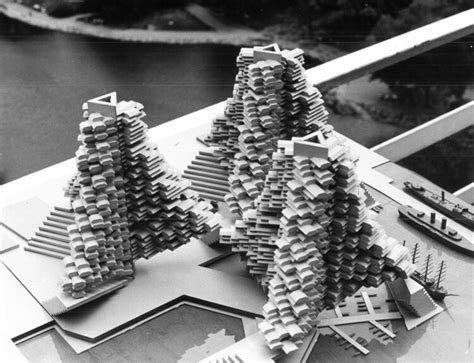 Con La Intención De Construir La Exposición De Moshe Safdie Sobre