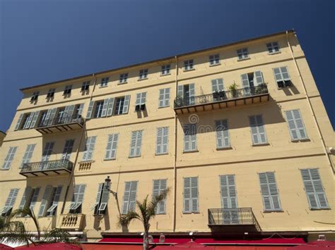 Bonitos Edificios Del Casco Antiguo De Francia Imagen De Archivo Imagen De Urbano Francés