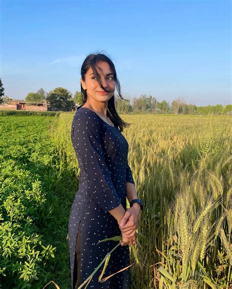 Riya Yadav 🇮🇳 Imyadavriya • Instagram Photos And Videos