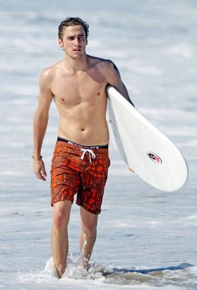 Kendall Schmidt Bulge Tumbex
