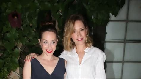 עלמה זק וליאת הר לב מדגמנות רגליים נהדרות וואלה סלבס