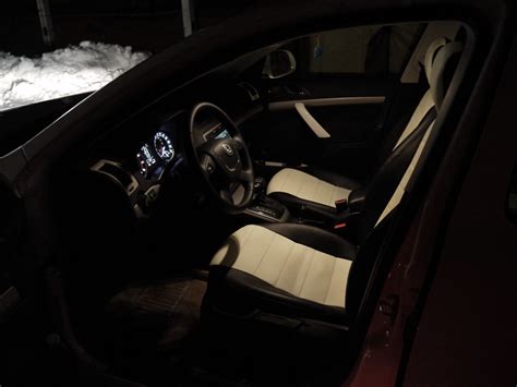 Черно-белые чехлы автопилот. — Skoda Octavia A5 Mk2, 1,8 л, 2012 года ...
