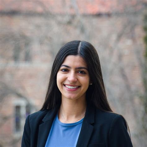 Mariam Dhunna Linkedin