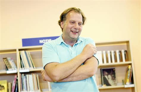 Alekss Dubass Palīdz Krieviem Bēgt No Pašu Valsts Nralv