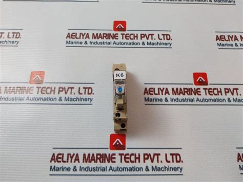 Omron G2r-1-sni Relay With Socket 120vac - Aeliya Marine