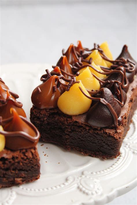 Caja De Negritos Con Triple Topping Postres Diana Carrion