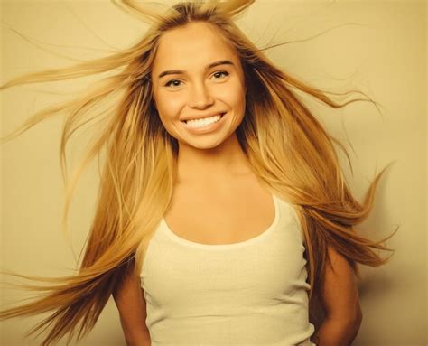 Premium Photo Young Cute Smiling Blond Girl