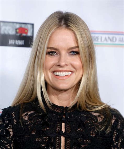 Alice Eve Long Blonde Hairstyle Thehairstyler Com