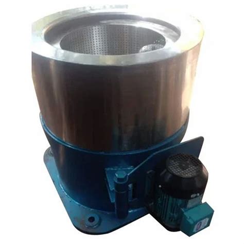 Semi Automatic Stainless Steel Commercial Hydro Extractor Capacity 50