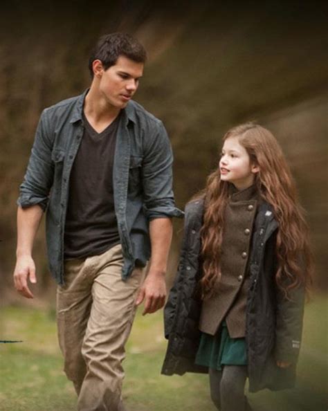 Twilight Saga Jacob And Renesmee