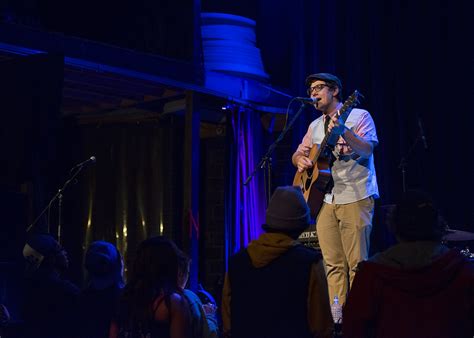 Photos Derek Jolley Acoustic Set 102414 Nepa Scene