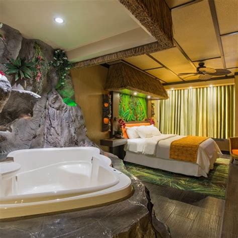 Polynesian Theme Room