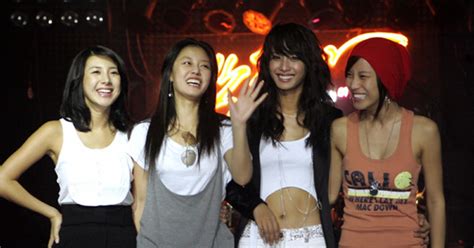 서인영 첫 솔로 무대 쥬얼리 박정아 이지현 참석 Vs 조민아 불참