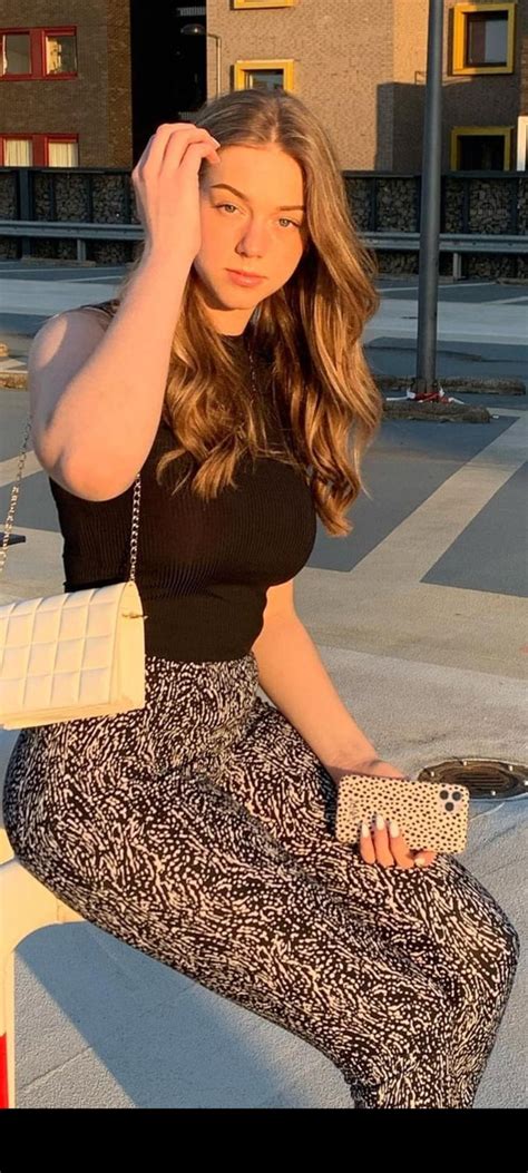 Maaike Van Zoelen😍 R Celebsnl