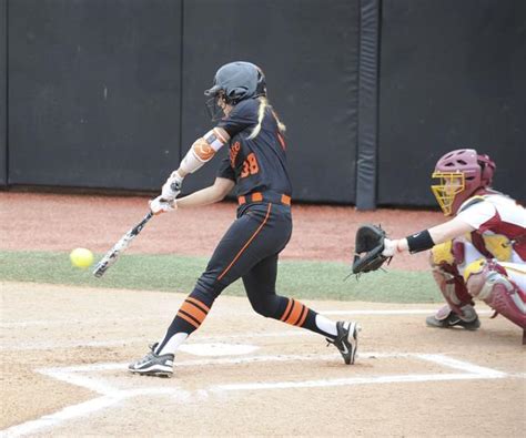 Cowgirl Freshman Montgomery Collects Five Rbis In 12 10 Win Over