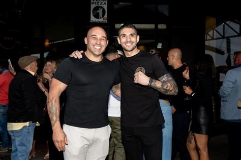 Johnny Di Francesco Celebrates 15 Years Of 400 Gradi With Friends