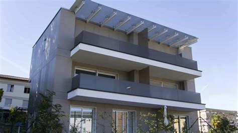 Porcelain Facade Tiles Lever