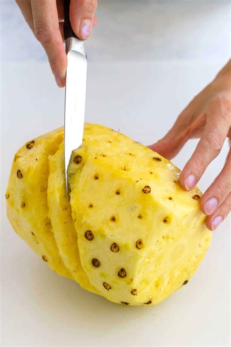 How To Cut A Pineapple Jessica Gavin