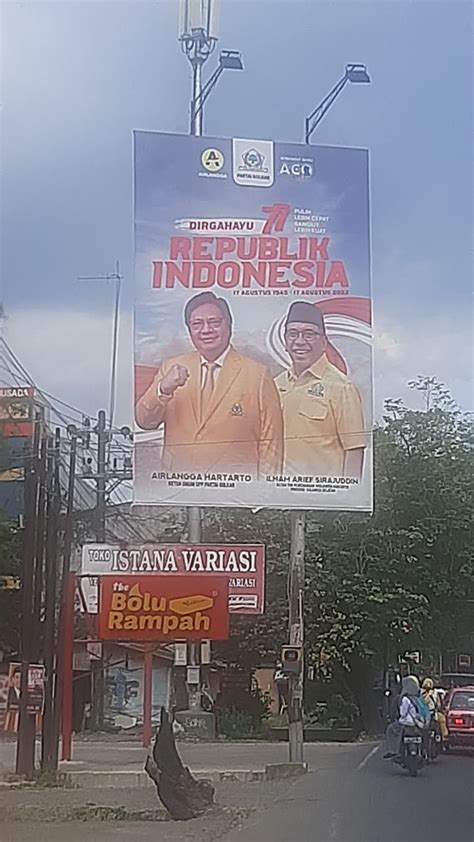 Ias Sebar 5 Ribu Spanduk Airlangga Sambut Hari Kemerdekaan Radar Bone