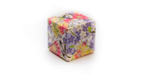 คณิตศาสตร์กับศิลปะ การพับกระดาษเรขาคณิตทรงลูกบาศก์ Modular Origami Cube