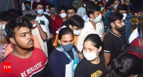 Two Girls Among 24 Who Scored JEE 100 Percentile Times Of India