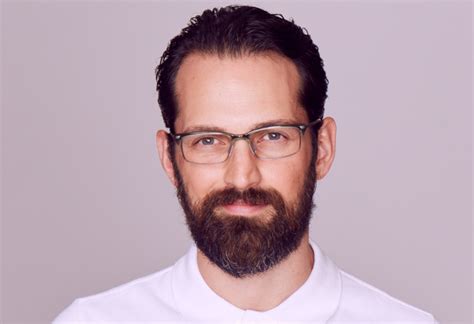 The Perfect Eyeglass Fit What To Look For