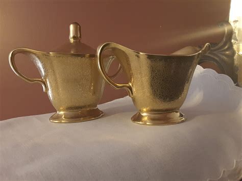 Vintage Creamer And Sugar Bowl Set Wheeling Decorating Company Gold