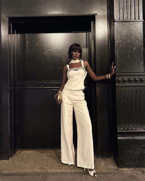 Dress To Impress With These 10 New Years Eve Outfit Ideas