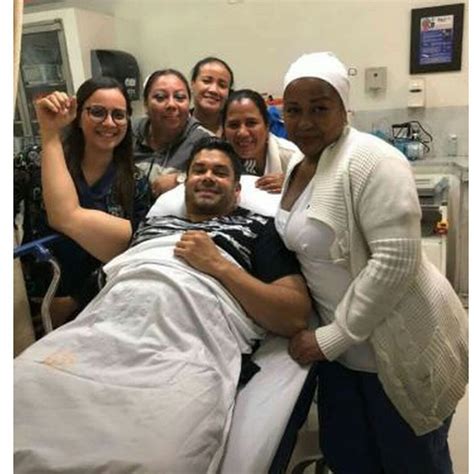 Así Fue La Fuerte Caída De Jerry Rivera Sobre Un Escenario Donlengua