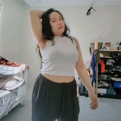 جوانا أمبولو جوانا أمبولو