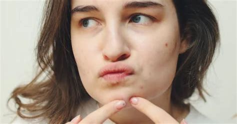 Pimples After Shaving Face Woman Why It Happens Ulike