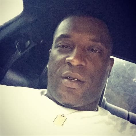 Coby Ldotdill • Threads Say More