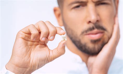 Understanding Broken Tooth Extraction Cost Without Insurance