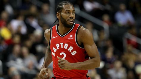 Nba Rumors Leonard Considering Re Signing With Raptors Sporting News