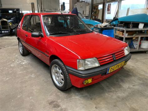 Peugeot 205 XS – Paul's Klassieker Garage