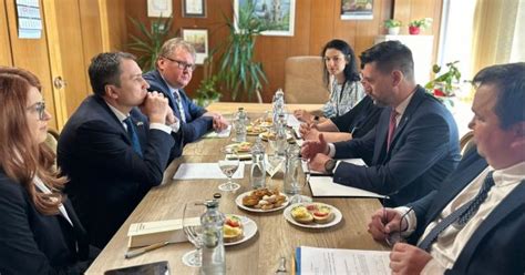 Україна та Словаччина проведуть переговори щодо торгівлі сільгосппродукцією —