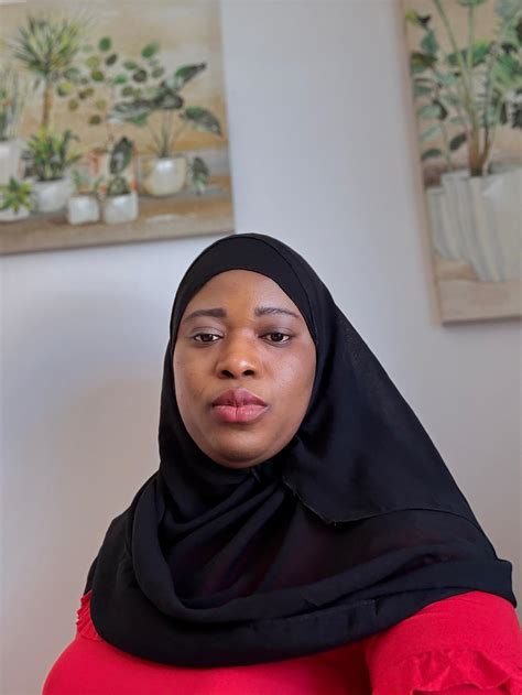 Black Robia Hijab Hamdeeh Covers