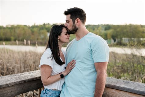 Emily And Jon Meredith Nh Engagement Session Hinkleyphoto