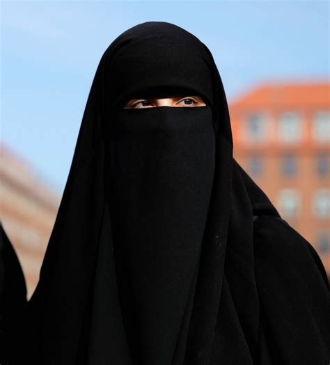 Hijab · Niqab · Burqa · Caeli Moda